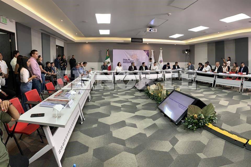 Sesionan sin PRIAN y llaman a dialogar